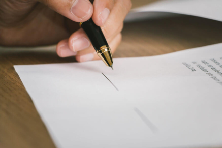 How to Write Your Own Legal Statement of Facts (with Samples)